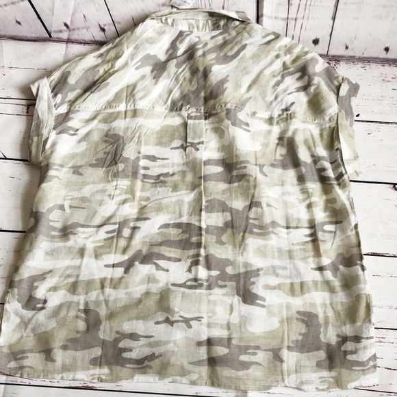 Sanctuary | Tops | Sanctuary Short Sleeve Camo Button Up | Poshmark